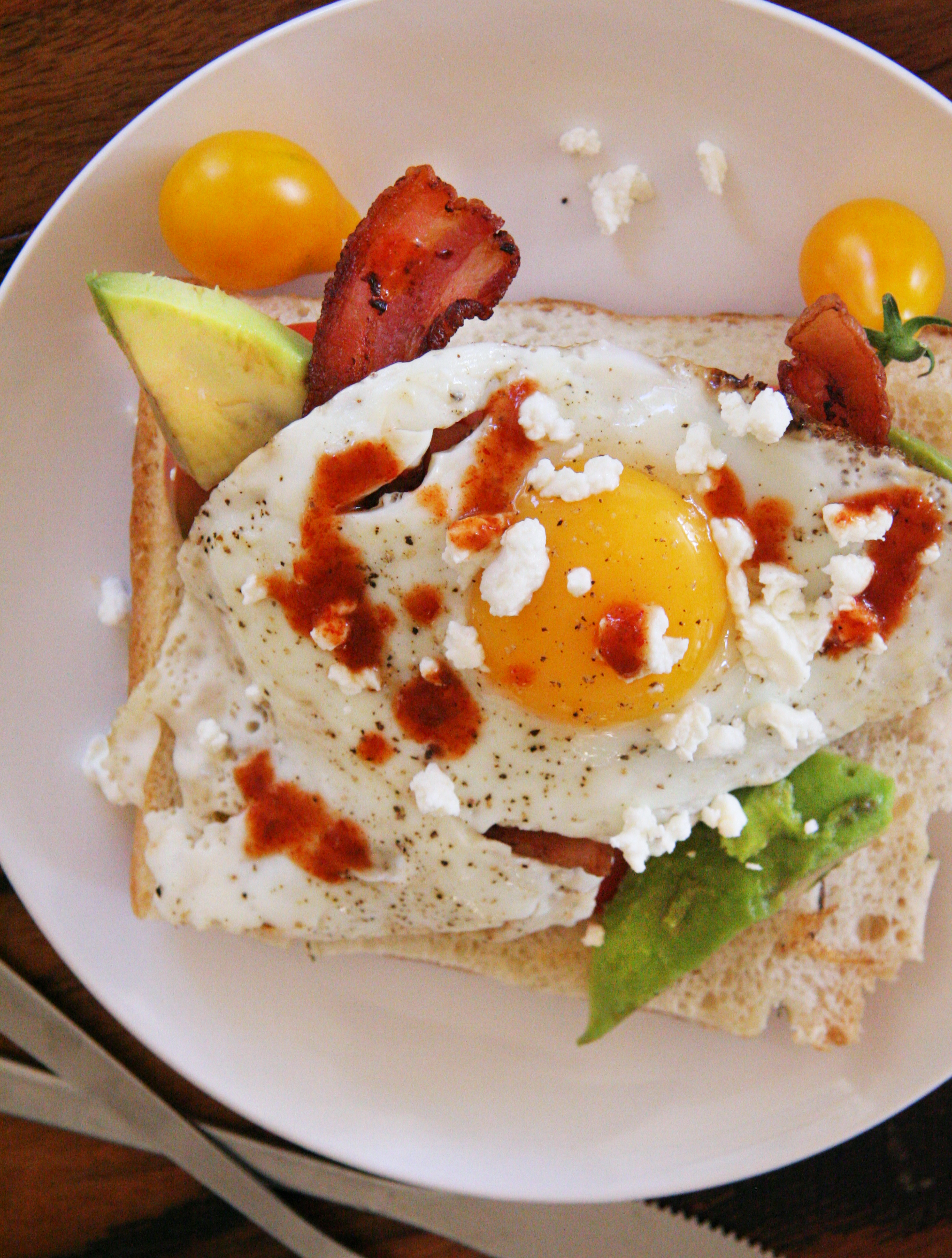 Open-Faced Breakfast BEATS (Bacon-Egg-Avocado-Tomato)